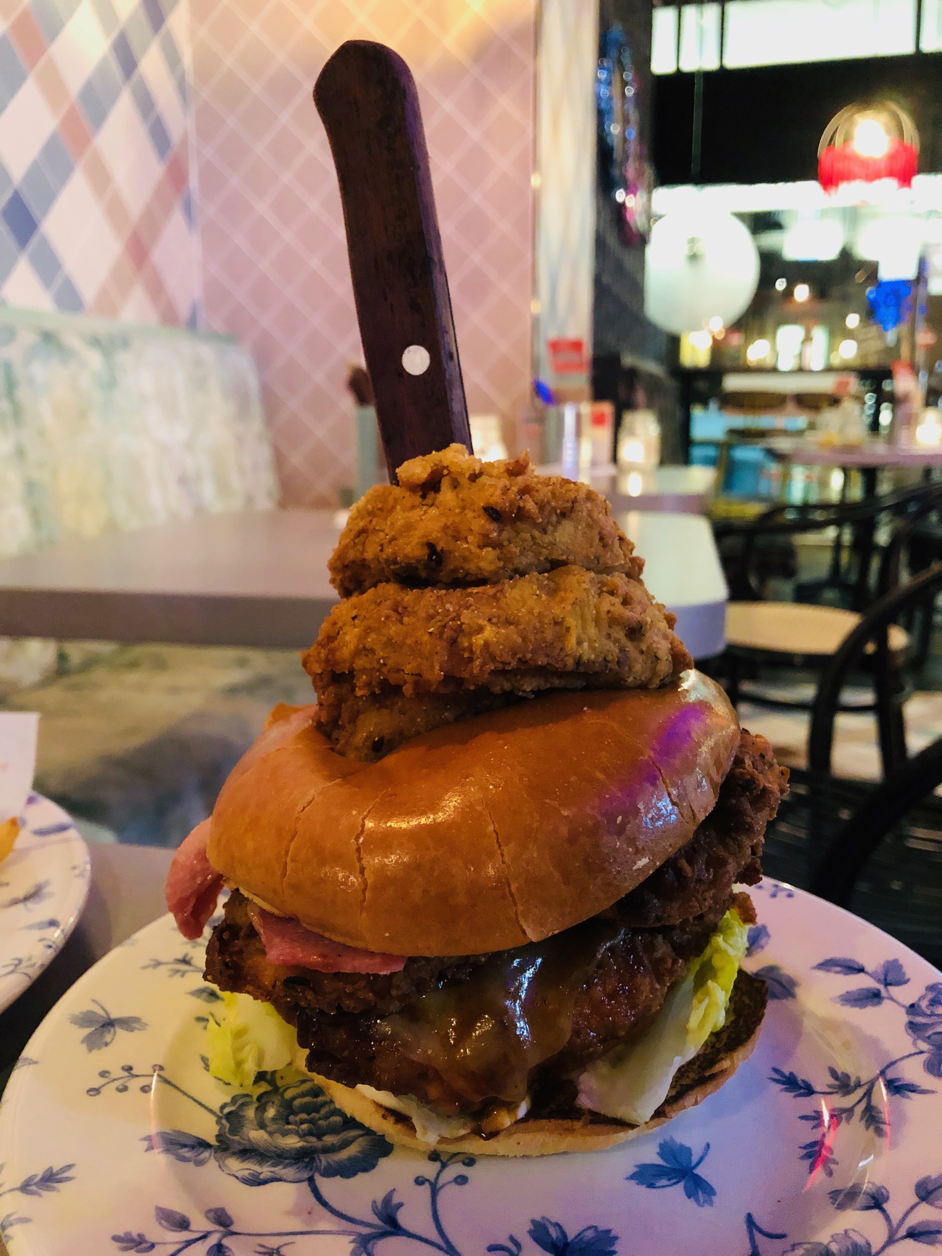 Absurd Bird (Glasgow) : Review – Kris Munro