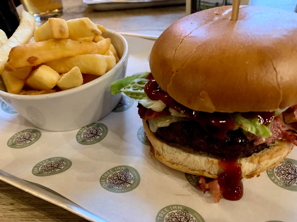 Oak Tree Inn (Balmaha, Loch Lomond) 2021 : Review – Kris Munro