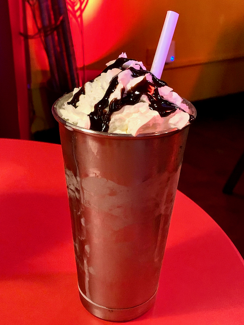 Thundercat Pub & Diner (Glasgow) 2022 : Review – Kris Munro