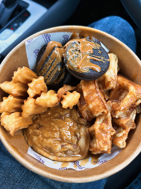 NEW Munchie Bowl at Pure Sweet Glasgow Drive Through (2022) : Review ...