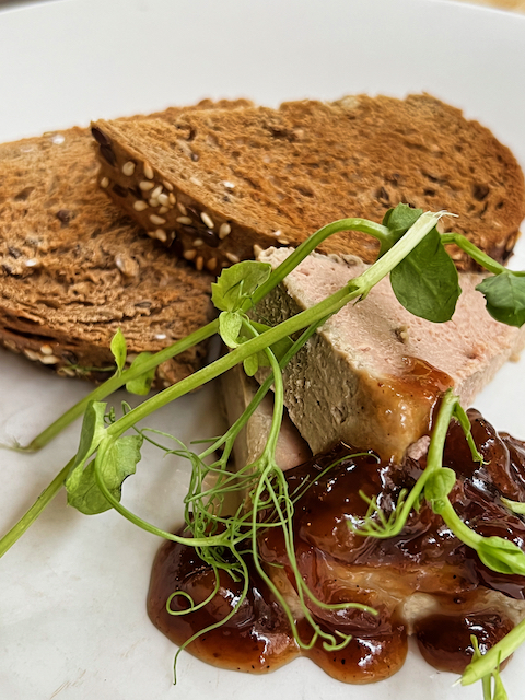 Roman Camp Hotel Café Garden (Callander) : Review – Kris Munro