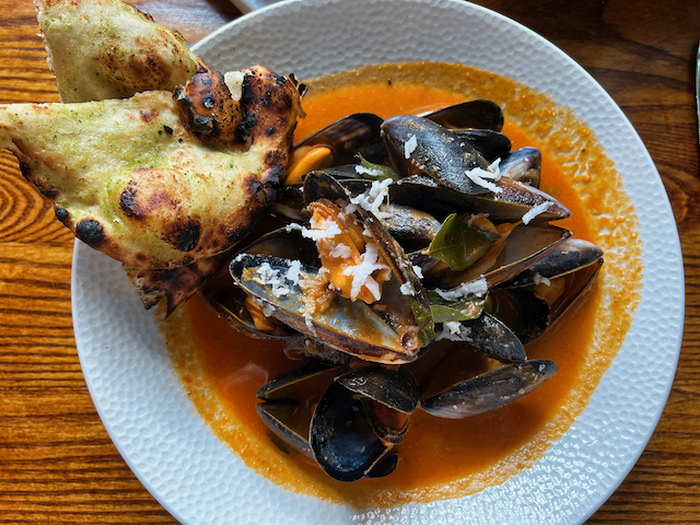 Lunch at Swadish by Ajay Kumar (Glasgow) 2022 : Review – Kris Munro