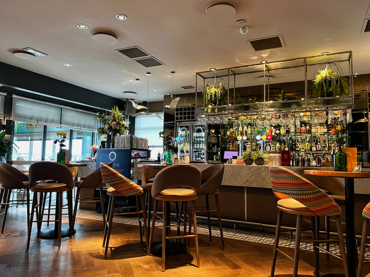 Scotts Bar & Restaurant (Troon) 2022 : Review – Kris Munro