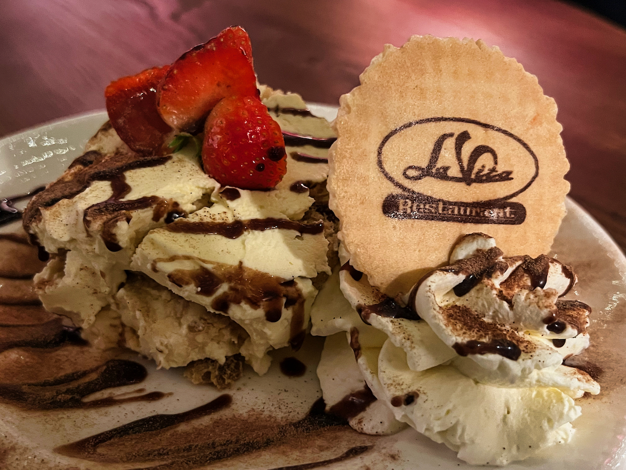 La Vita Barrachnie (Baillieston Road, Glasgow) 2022 : Review – Kris Munro