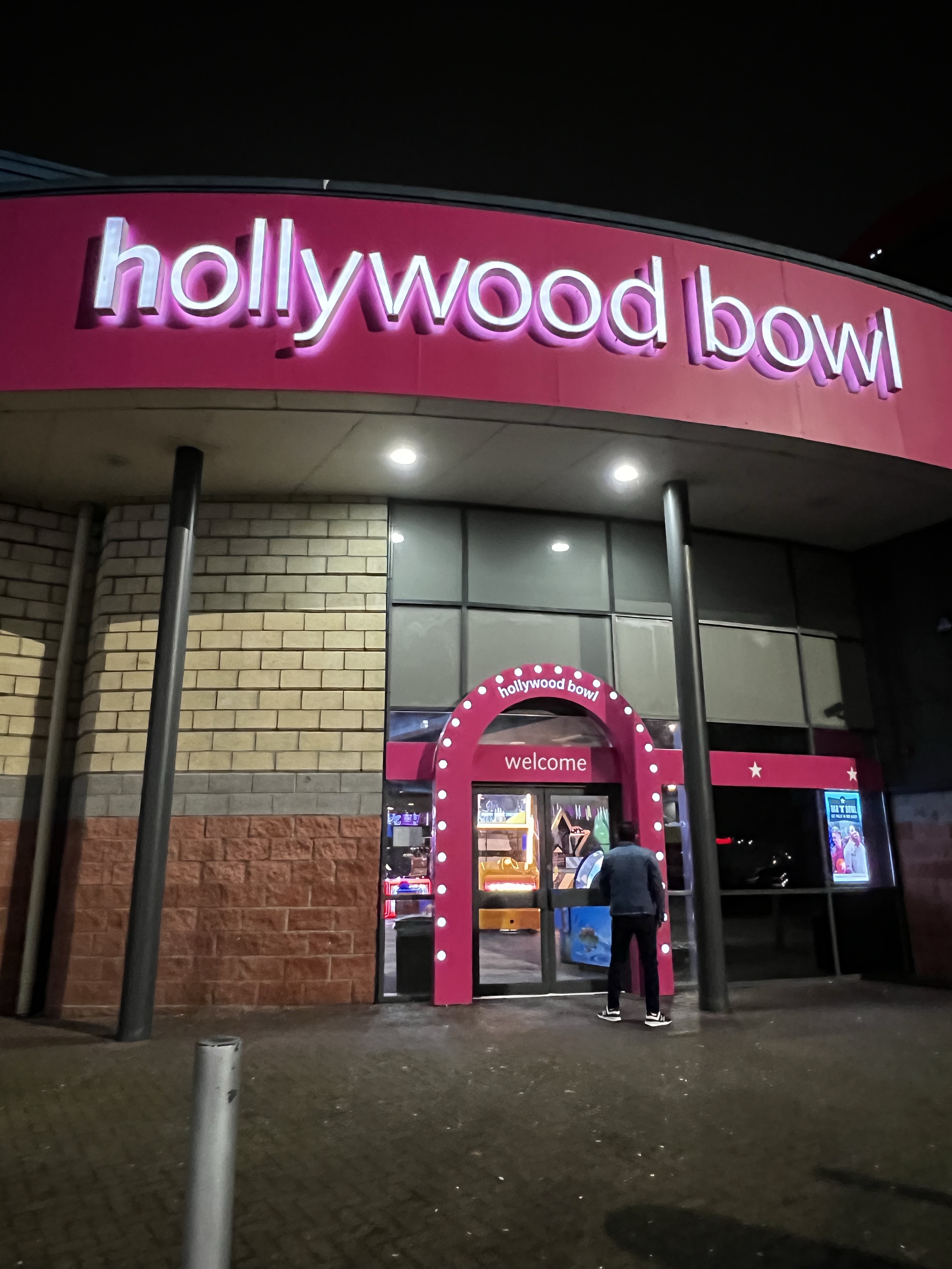 Hollywood Bowl Springfield Quay – Kris Munro