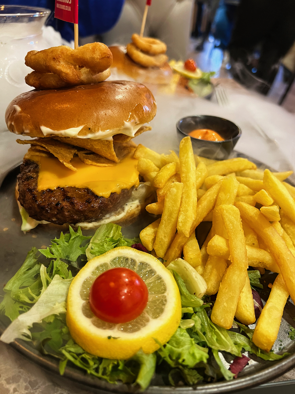 Chickaros (Glasgow, Victoria Road) 2022 : Review – Kris Munro