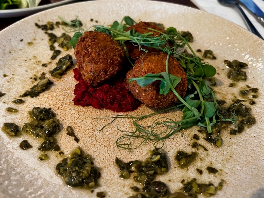 The Balloch House Pub & Restaurant (Alexandria) 2023 : Review – Kris Munro