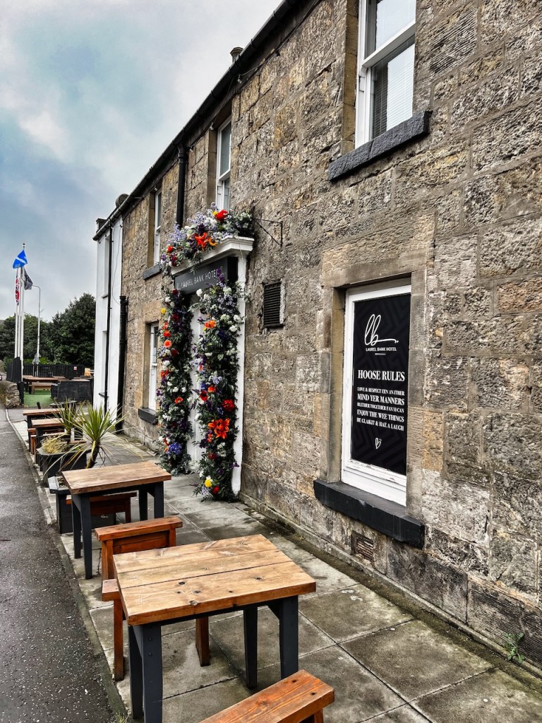 The Laurel Bank Hotel Restaurant (Glenrothes) 2023 : Review – Kris Munro