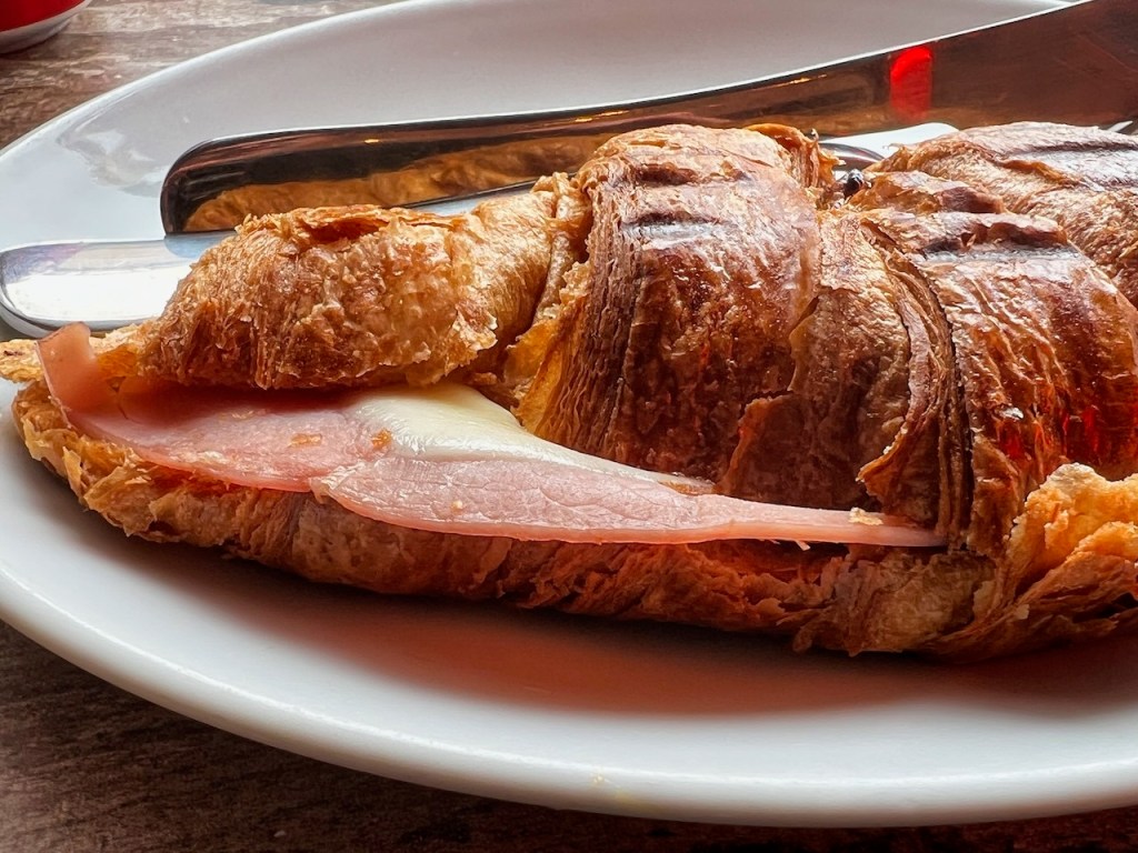 Caffe Monza (West End, Glasgow) 2023 : Review – Kris Munro