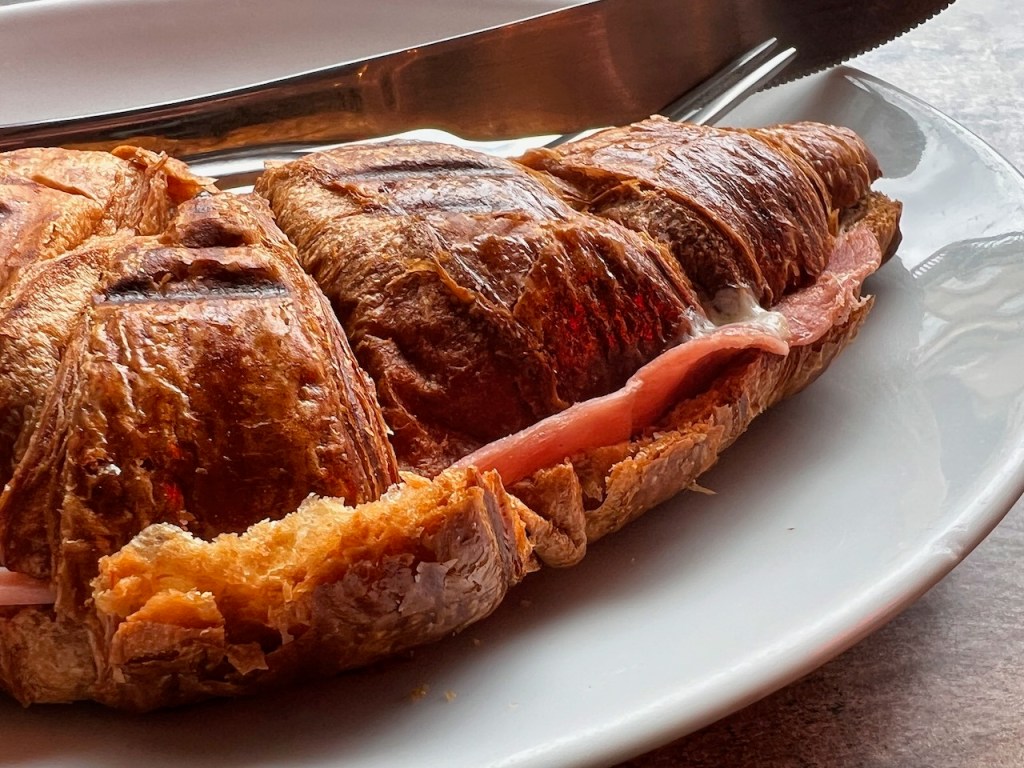 Caffe Monza (West End, Glasgow) 2023 : Review – Kris Munro