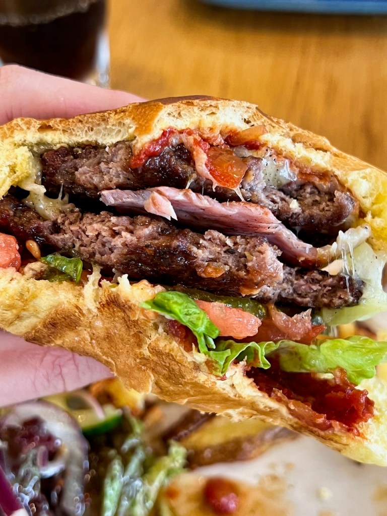 Blair Drummond Smiddy Farm Shop (Stirling) 2023 : Review – Kris Munro