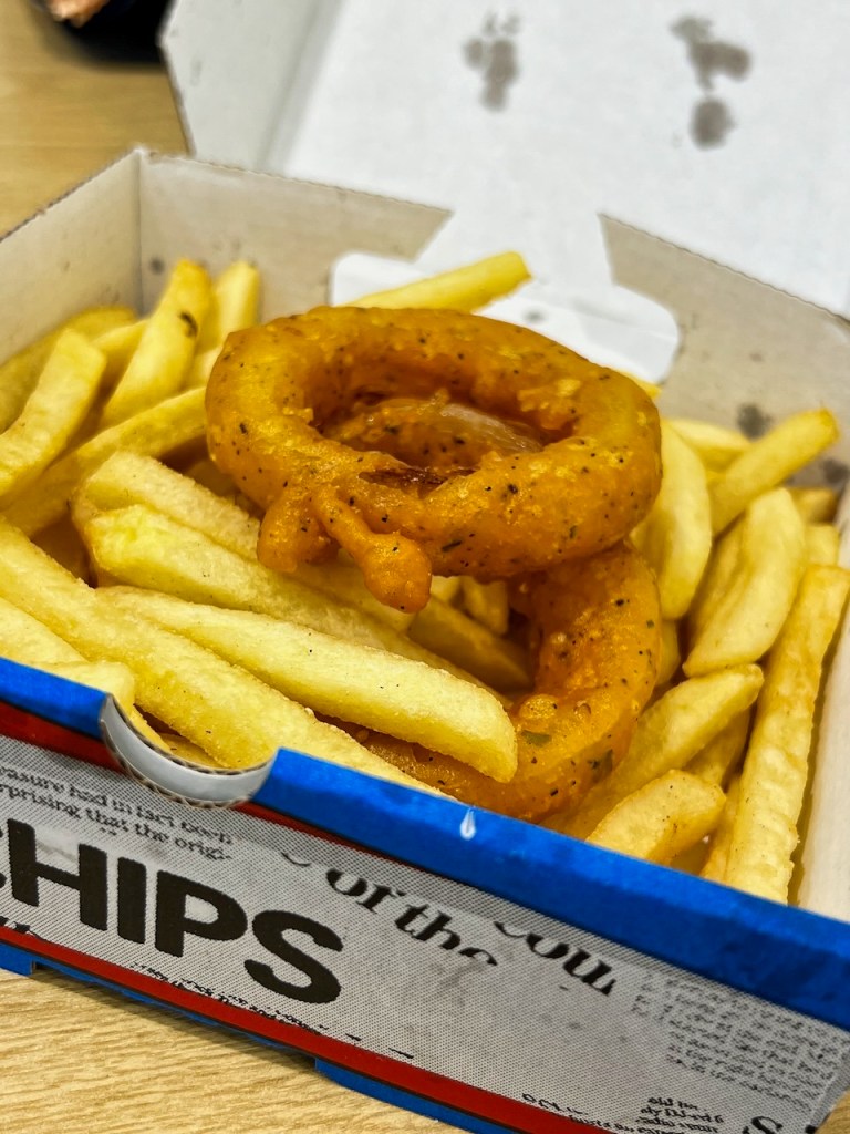 Bar Roma (Tollcross Road, Glasgow) 2023 : Review – Kris Munro