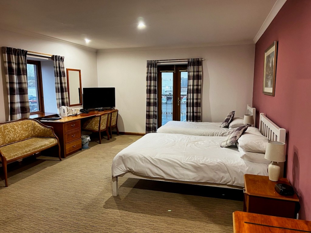 Red House Hotel (Blairgowrie) INVITE 2024 : Review – Kris Munro